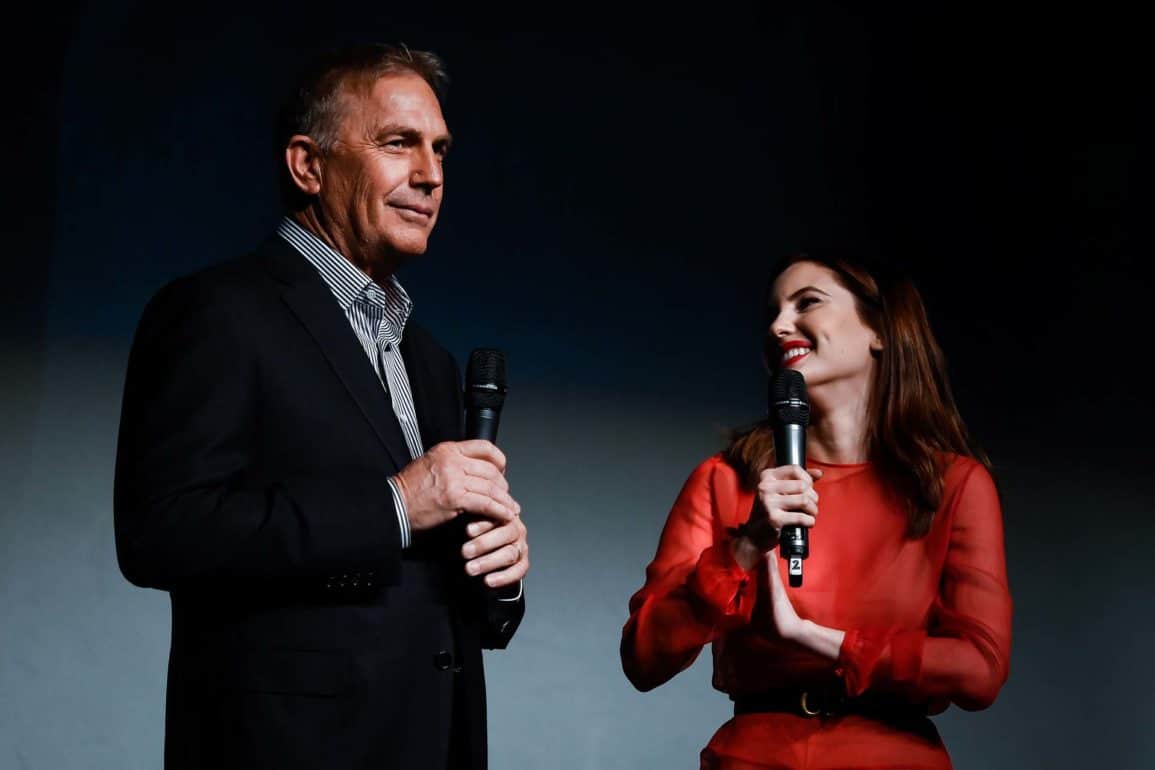 Kevin Costner presenta Emboscada Final, la película de Netflix