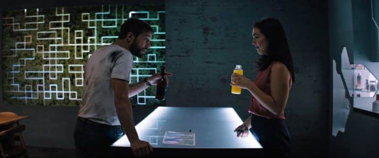 Crítica de Upgrade (2018) | Película futurista muy palomitera