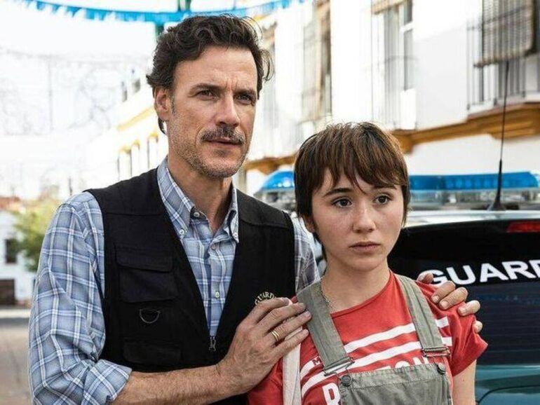 Crítica de la serie La chica invisible (Disney Plus)